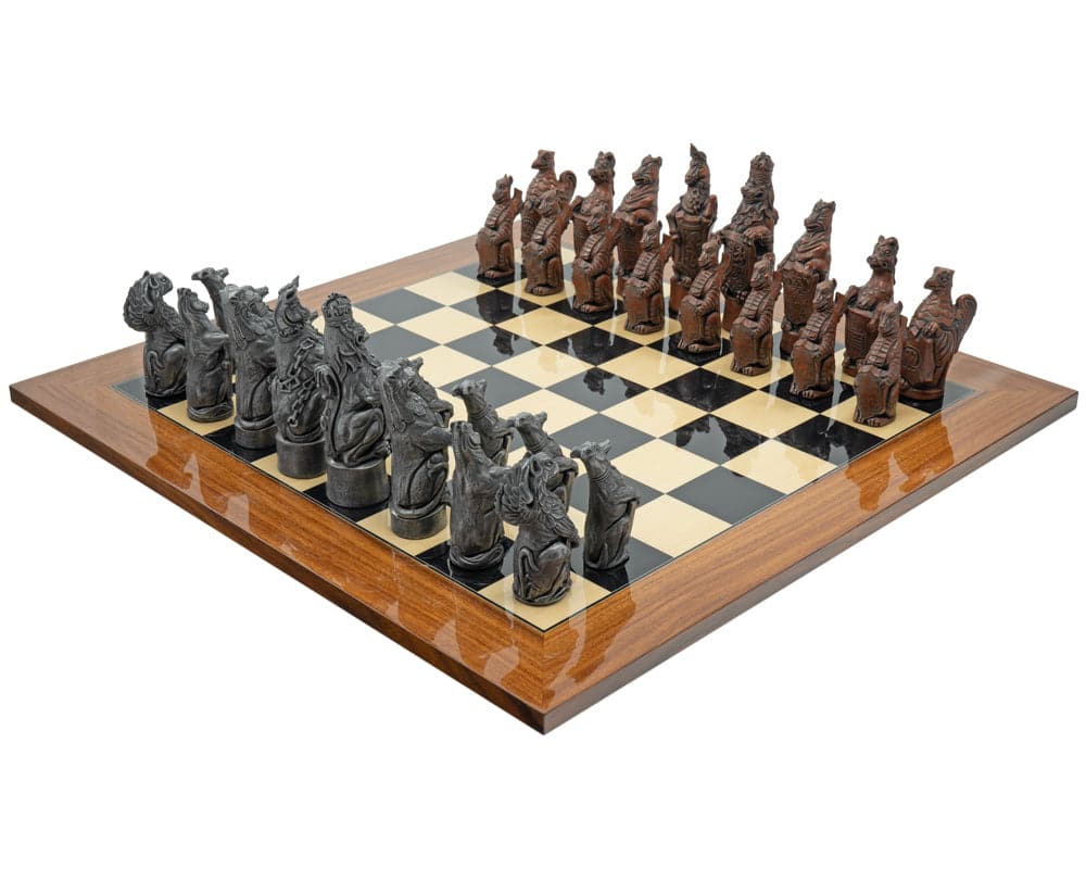 Das Berkeley Chess Royal Beasts Metall und Palisander Grand Schach Set